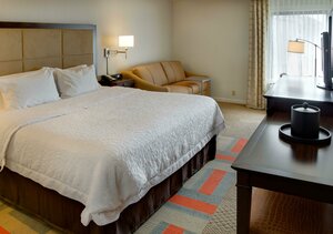 Hampton Inn Harrisonburg - University (Virginia, Harrisonburg city), otel  Harrisonburg'den