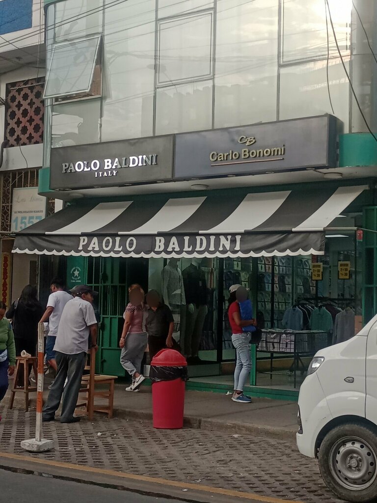 Dış giyim mağazası Paolo Baldini, Lima, foto