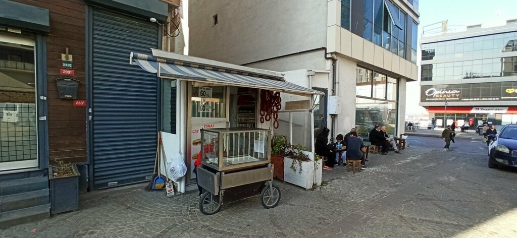 Kafe Esnaf Çay ve Sandviç Evi, İstanbul, foto