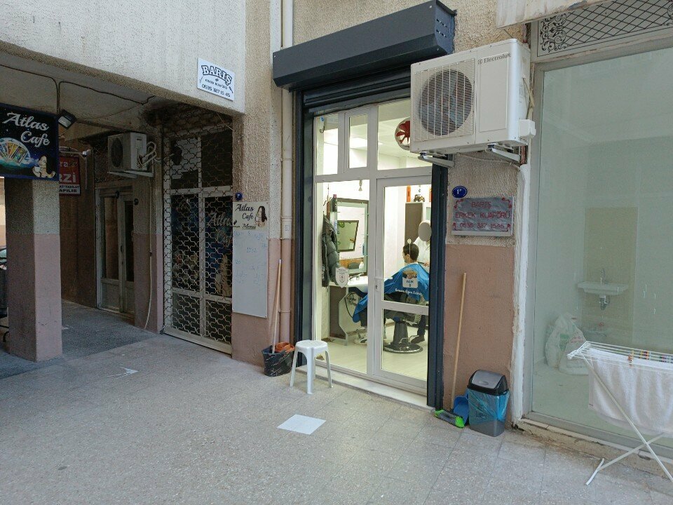 Kuaförler Barış Erkek Kuaförü, İzmir, foto