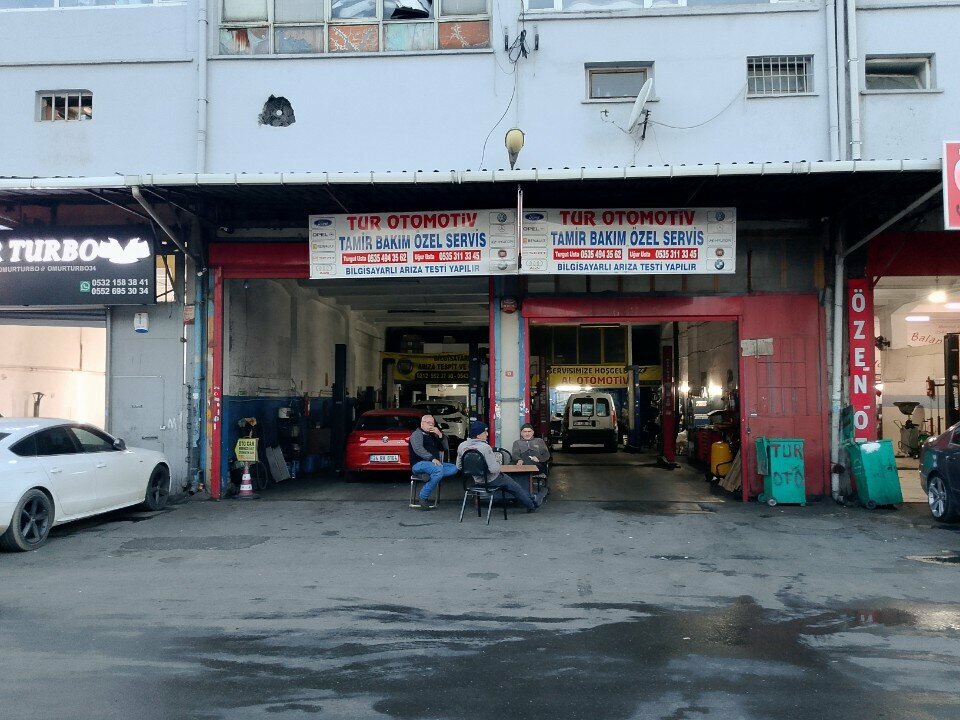 Otomobil servisi Tür Otomotiv, İstanbul, foto