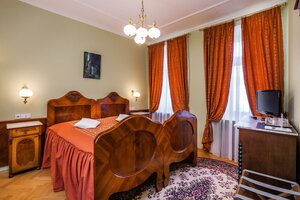 Jelinkova Vila (Kraj Vysočina, Okres Žďár nad Sázavou, Velke Mezirici, Velke Mezirici zastavka), otel  Velke Mezirici'den