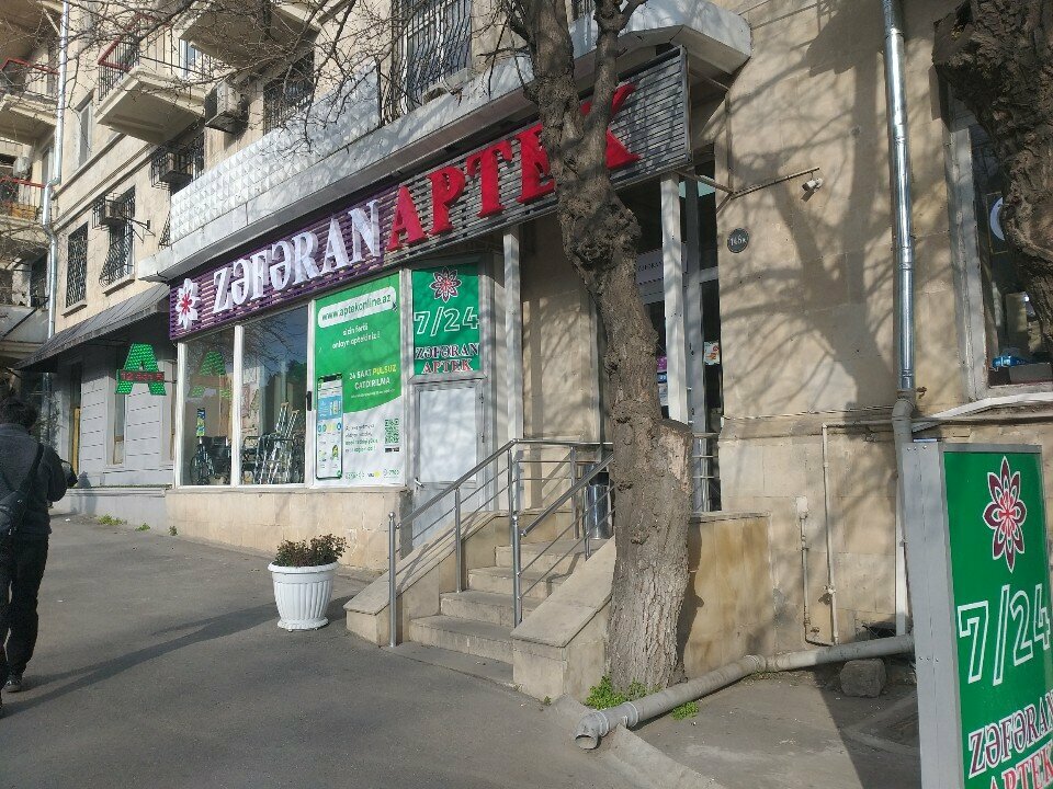 Eczaneler Zəfəran aptek, Bakü, foto