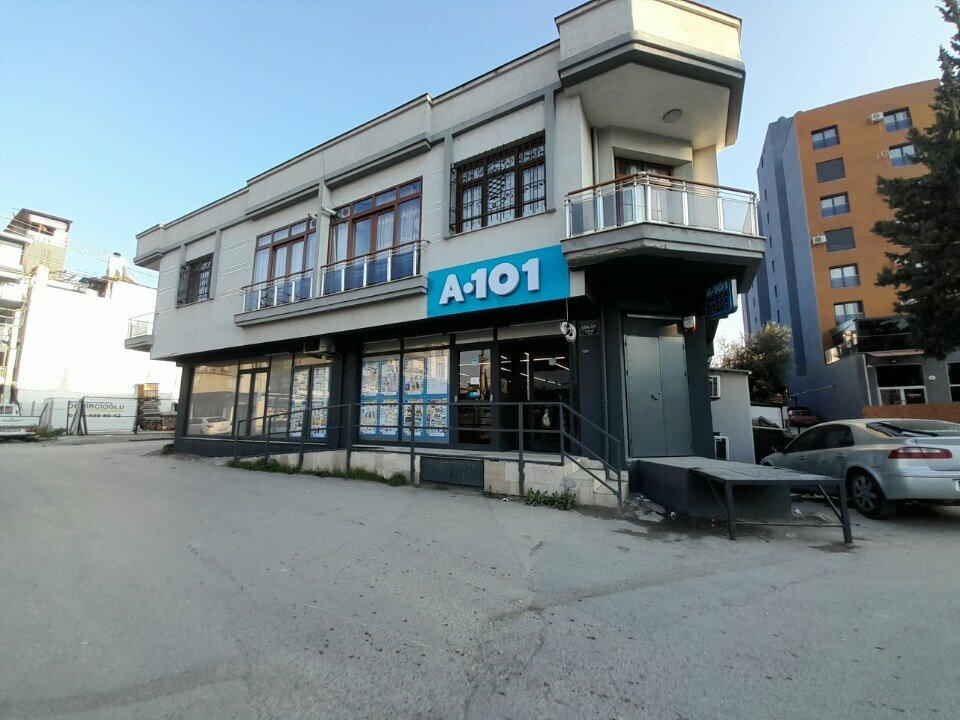 Süpermarket A 101, İzmir, foto