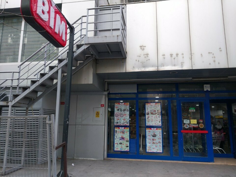 Süpermarket Bim, İstanbul, foto