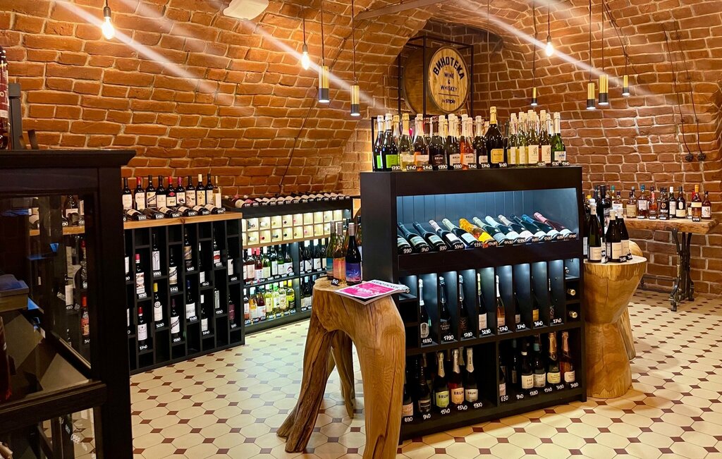 Alkollü içecekler Wine & Whiskey by Simple, Vyksa, foto