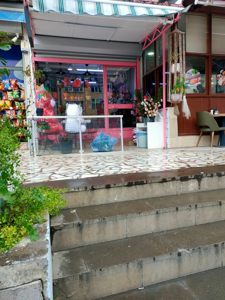 Çiçekçiler Diva Çiçek Evi, İstanbul, foto