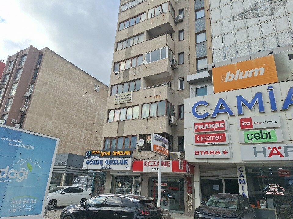 Muhasebeciler S. M. Harun Özdamar, İzmir, foto