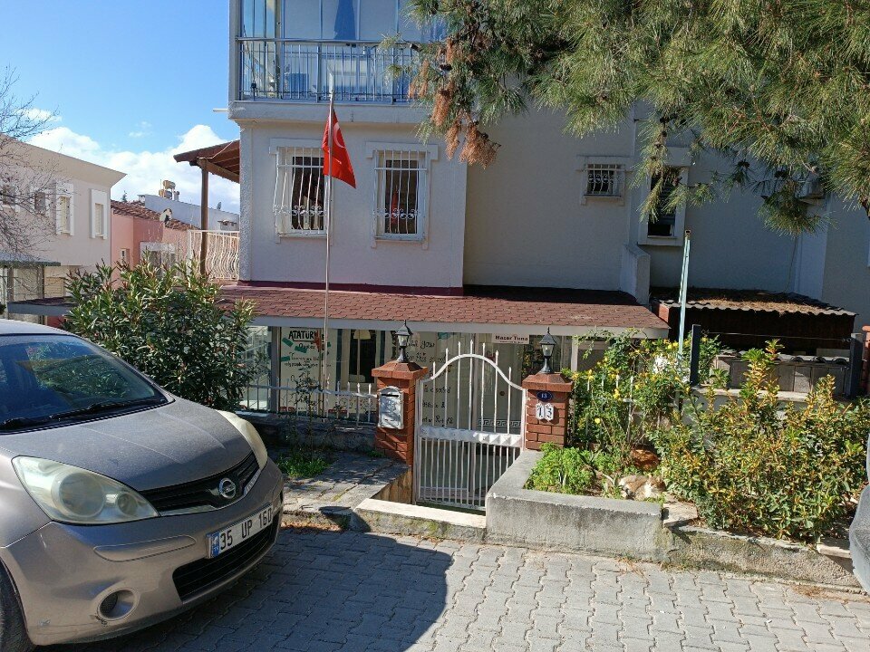 Yabancı dil kursları Özel Hazar Tuna Yabancı Dil Kursu, İzmir, foto