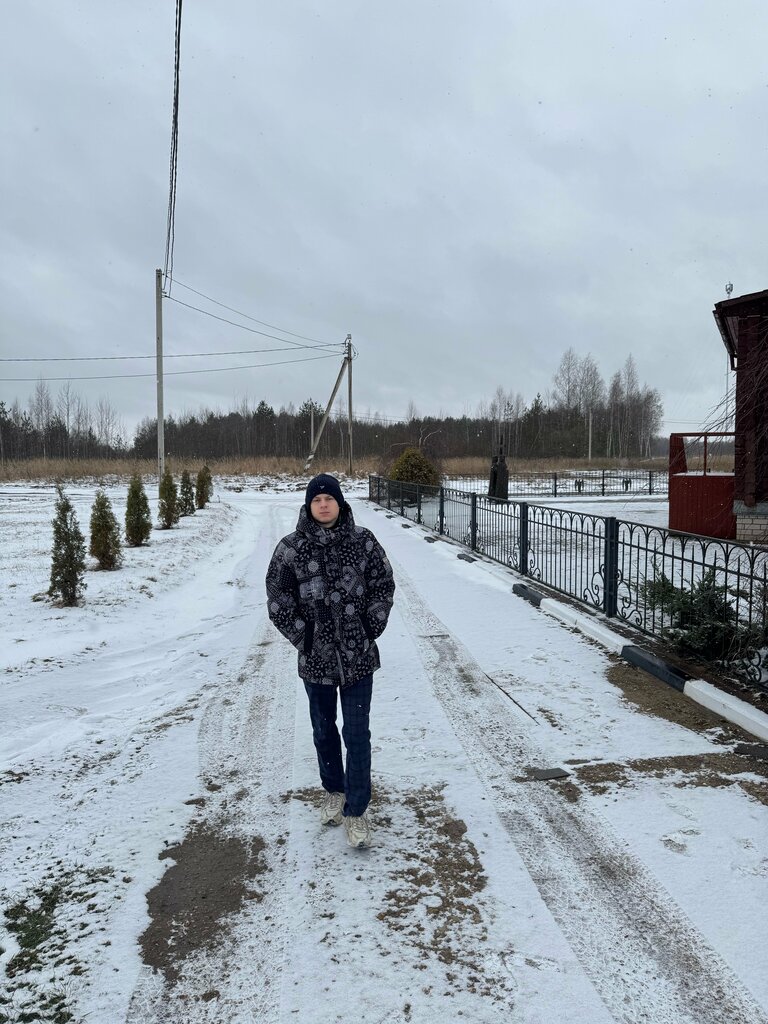 Anıt, heykel Равноапостольные царь Константин и матерь его царица Елена, Smolenskaya oblastı, foto