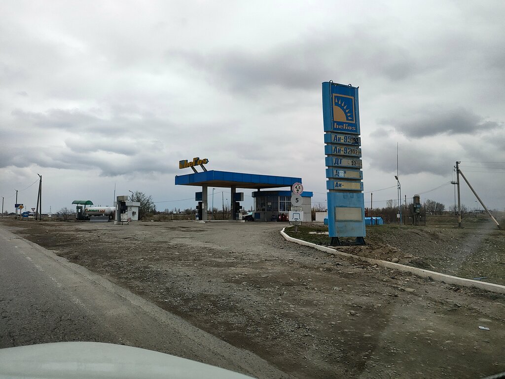 Benzin istasyonu Helios, Jambıl eyaleti, foto