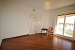 Sintesi Immobiliare (Liguria, Imperia, Via Sanremo), emlak ofisi  San Remo'dan