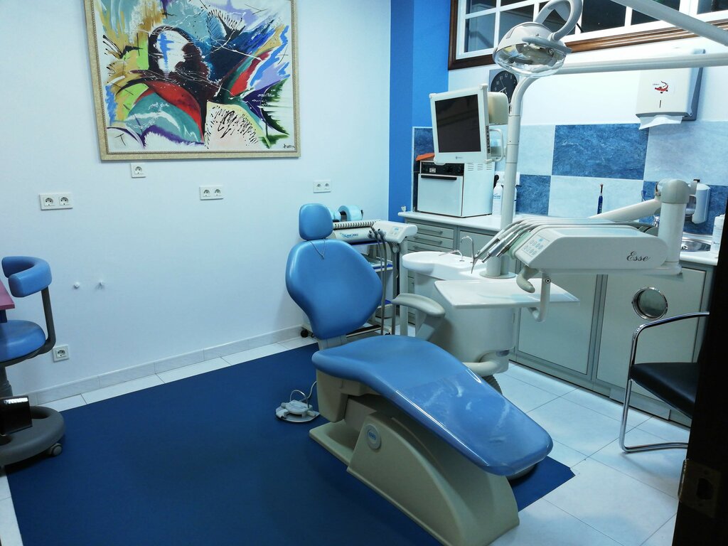 Özel ağız ve diş sağlığı klinikleri ve muayenehaneleri Ips Clínica Dental, Pontevedra, foto
