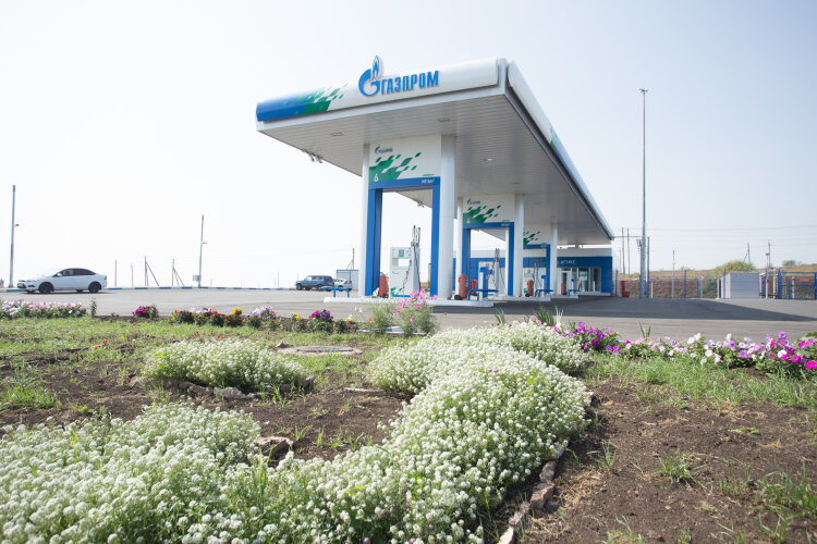 Otogaz dolum istasyonu Gazprom gas engine fuel, Magnitogorsk, foto
