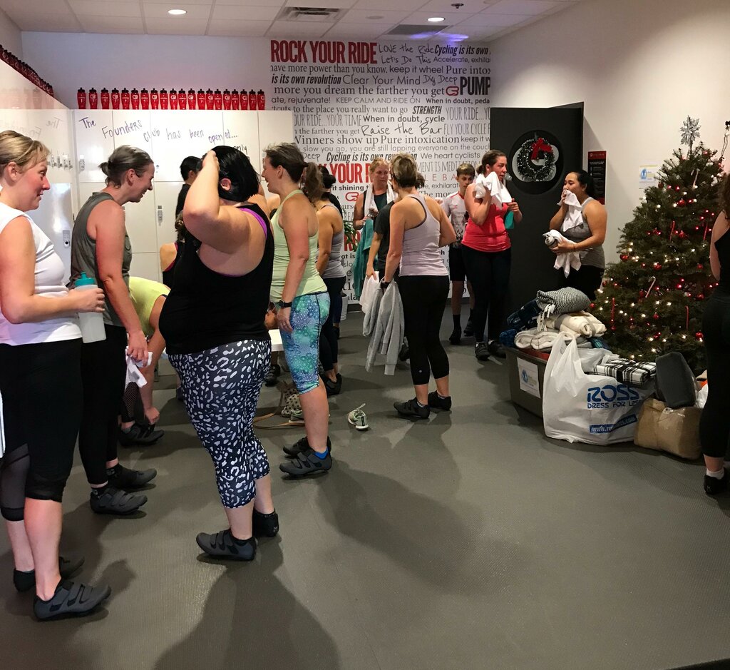 Fitness kulüpleri Cyclebar, Portland, foto
