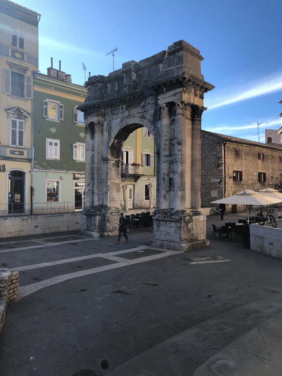 Turistik yerler Arch, Pula, foto
