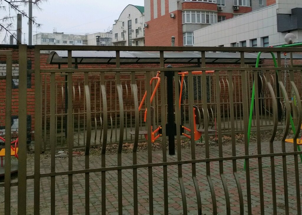Spor alanı Спортивная площадка, Krasnodar, foto