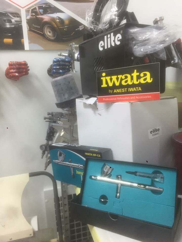 Oto kaporta Muvauto Chapa y Pintura, Endülüs, foto