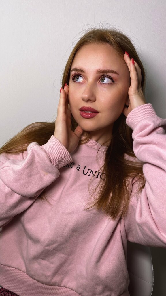 Kaş ve kirpik salonu Artemovabrows, Saint‑Petersburg, foto