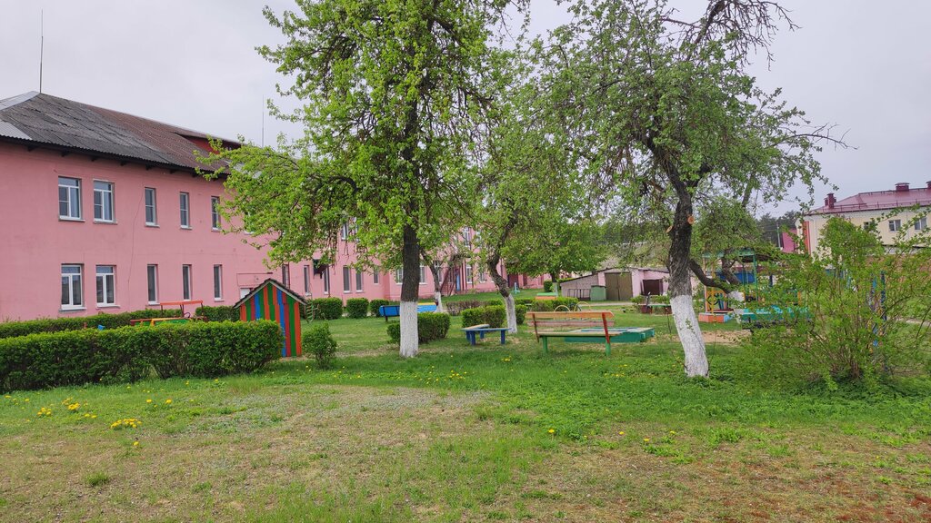 Anaokulları Detsky sad Zemlyanichka, Mogiliovskaya oblastı, foto