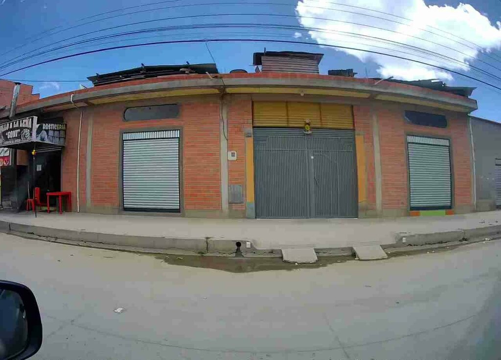 Restoran Chicken A La Leña Goni, El Alto, foto