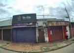 Tada (Santa Cruz de la Sierra, Distrito Municipal 2, Avenida Virgen de Cotoca, 3933), alkollü içecekler  Bolivya'dan