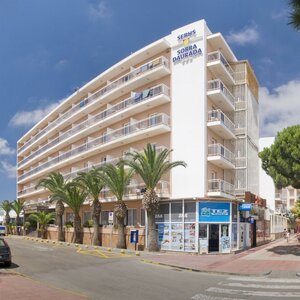 Sorra Dorada (Comunidad Autònoma de Cataluña, Provincia de Barcelona, Malgrat de Mar, Paseo Marítim, 2), otel  Malgrat de Mar'dan