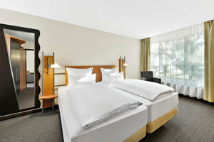Nh Mannheim-Viernheim (Bürgermeister-Neff-Straße No:12, Viernheim), otel  Viernheim'dan