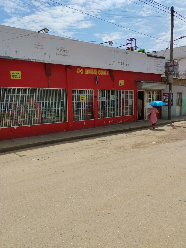 Mini-market Os Melhores, Loanda, foto