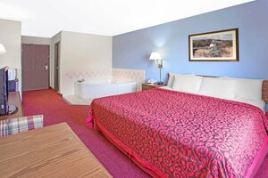 Days Inn by Wyndham Madison NE/Windsor (Wisconsin, Dane County, Burke), otel  Wisconsin Eyaleti'nden