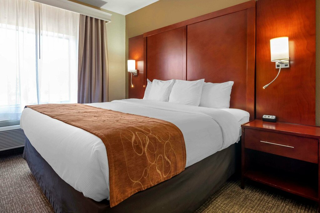 Otel Comfort Suites West Jacksonville, Jacksonville, foto
