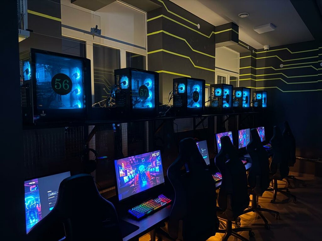 Bilgisayar kulübü Power Cyber Club, Bişkek, foto