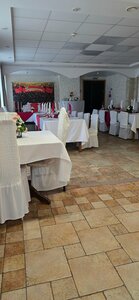 Север (ulitsa Lenina No:1, posyolok gorodskogo tipa Nadvoitsy), otel  Karelya Cumhuriyeti'nden