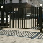Ворота Брест (Karjernaja vulica No:2/1-1), otomatik kapı firmaları  Brest'ten
