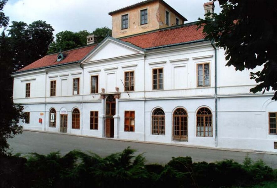 Çiçek teslimatı Zahrádkářská výstava Zahrada Věžky, Zlin Bölgesi, foto