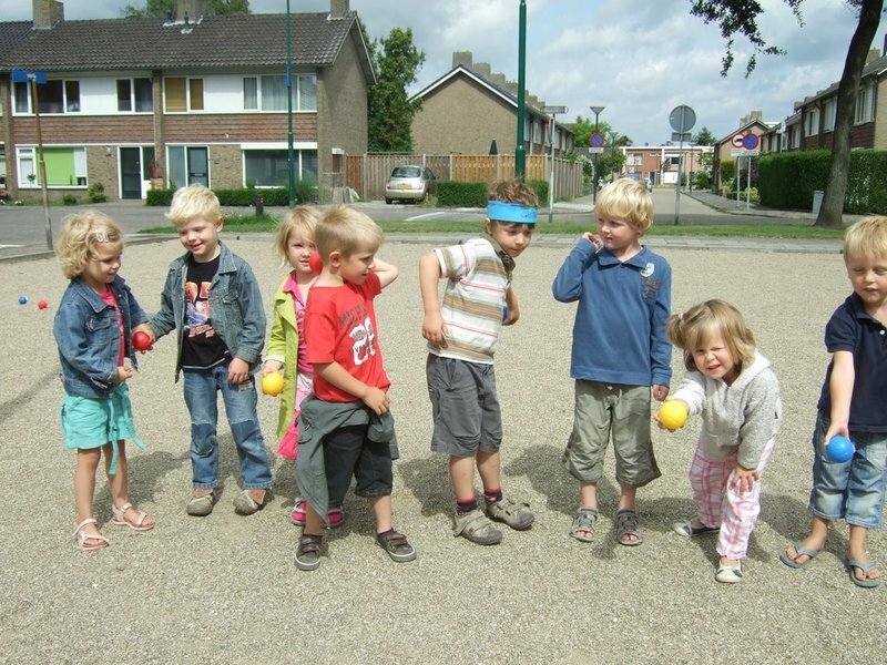 Anaokulları Kinderopvang Kiekeboe, Dünya, foto