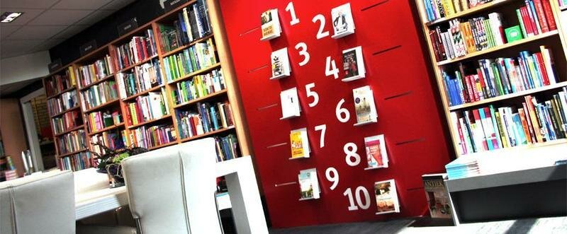 Kitap mağazaları Oonk Primera Boek- EN Kantoorboekhandel, Gelderland, foto