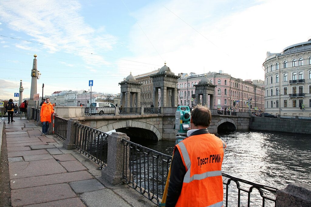 Arama çalışmaları Trest Grii, Saint‑Petersburg, foto