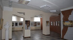 Kartinnaya galereya im. V.V. Tikhonova (ulitsa Kalinina No:15), sergi salonları, galeriler  Rubtsovsk'tan