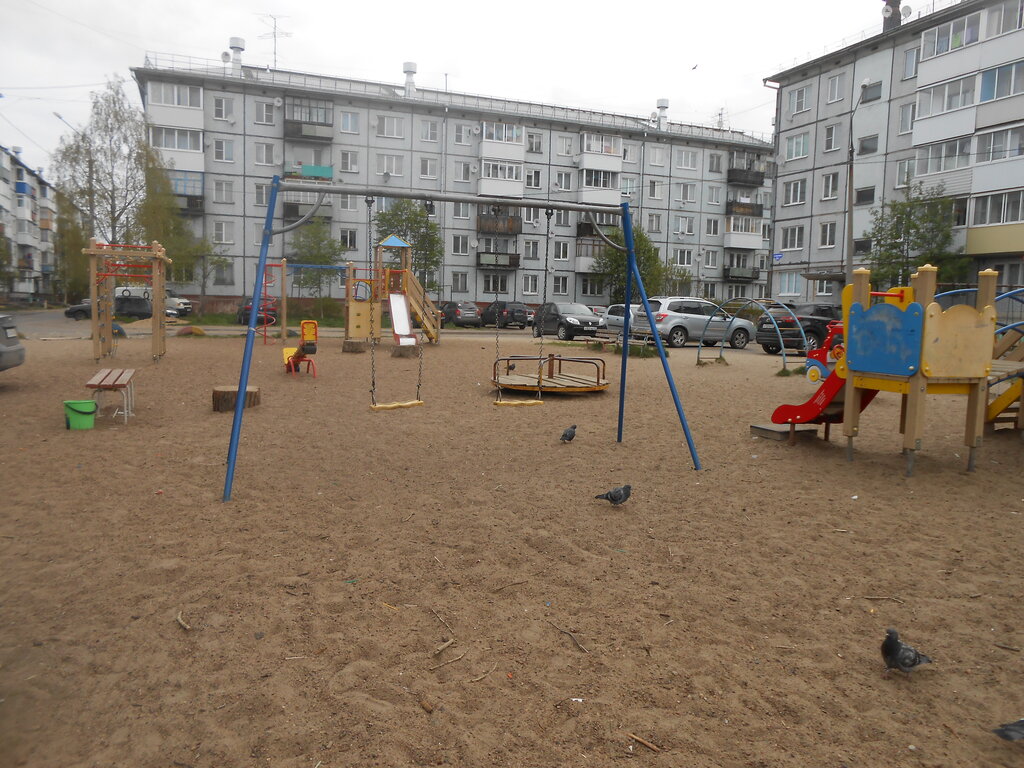 Oyun alanı Playground, Arhangelsk, foto