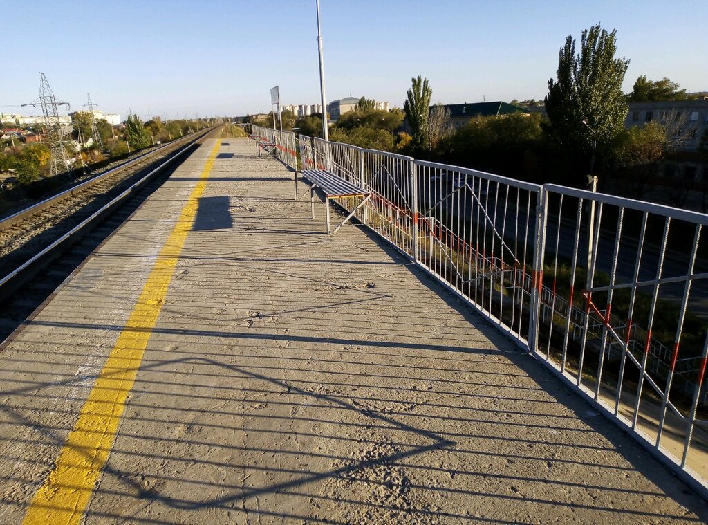 Tren istasyonu Остановочный пункт 422 километр, Astrahan, foto
