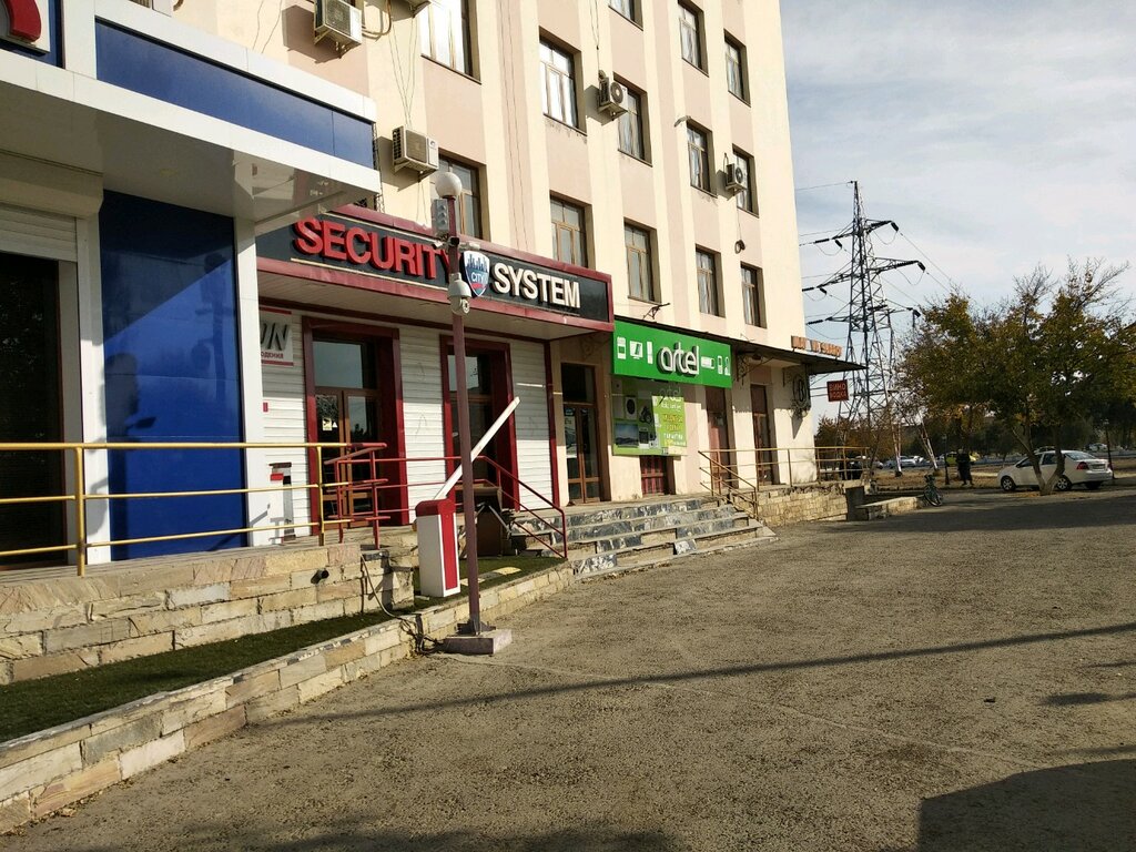 Alkollü içecek toptan Baron, Buhara, foto