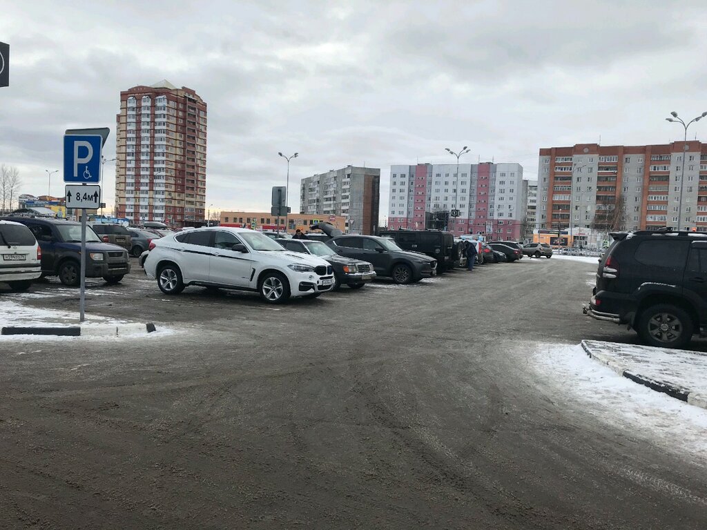 Otoparklar Car park, Yaroslavskaya oblastı, foto
