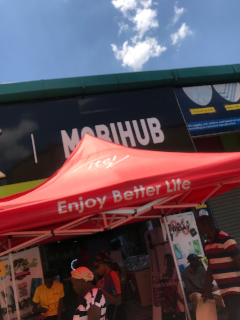 Mini-market Cell Hub, Lusaka, foto