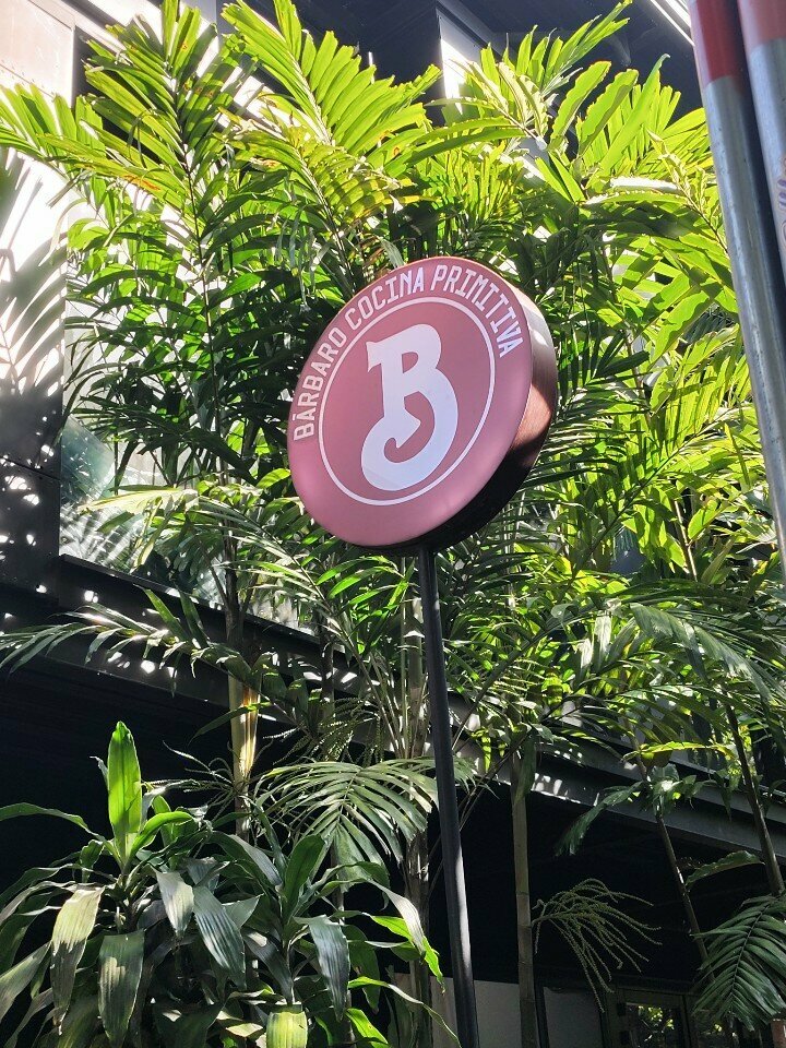 Kafe Bárbaro Cocina Primitiva sede Poblado, Medellin, foto