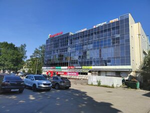 Кинополис, зал № 1 (Oktyabrskiy prospekt No:85, Vsevolozhsk), sinemalar  Vsevolgsk'tan