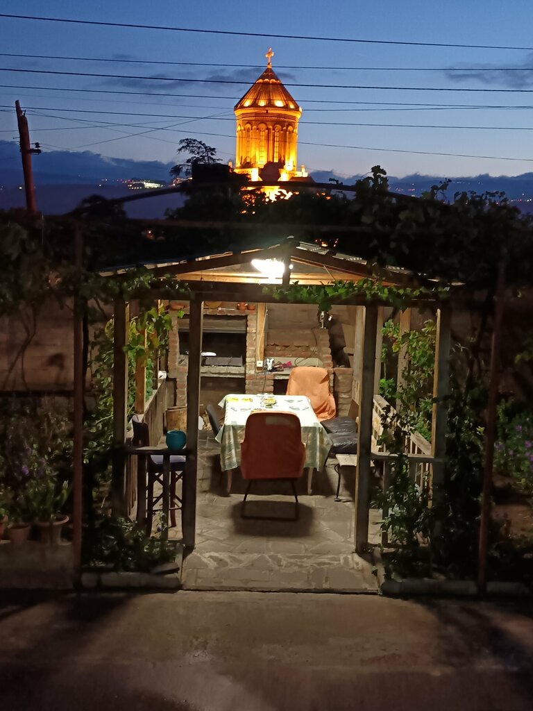 Kafe Ириони, Tiflis, foto