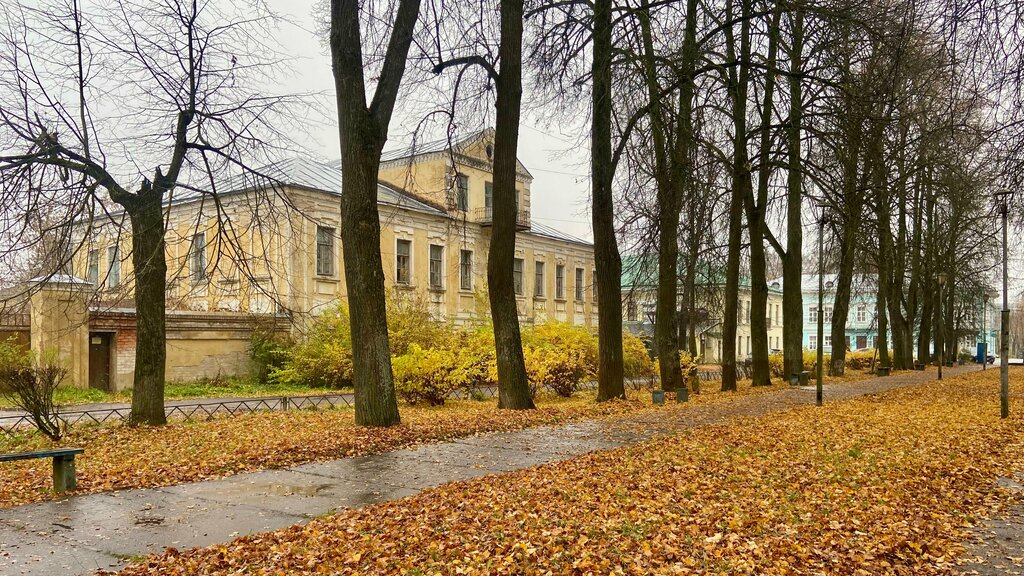 Turistik yerler Главный корпус Присутственных мест, Torzgok, foto