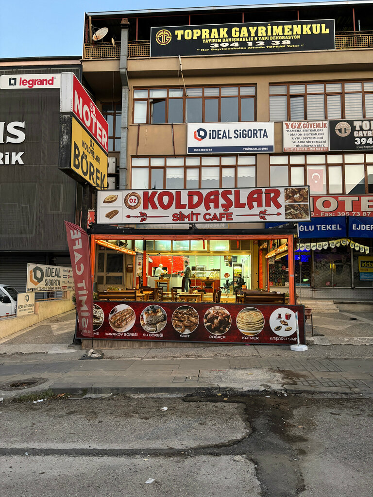 Kafe Öz Koldaşlar Simit Cafe, Ankara, foto