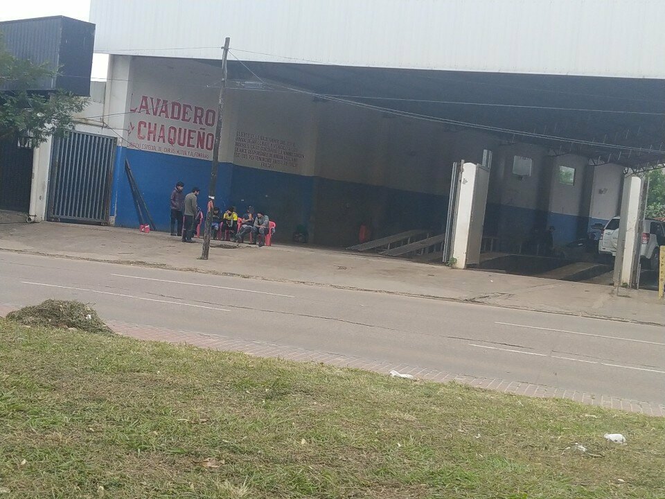 Oto yıkama AutoLavado Chaqueño, Santa‑Krus, foto